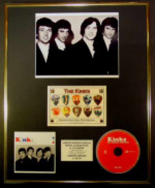THE KINKS/GUITAR PICKS/PHOTO/CD/LTD. EDITION/THE ULTIMATE COLLECTION
