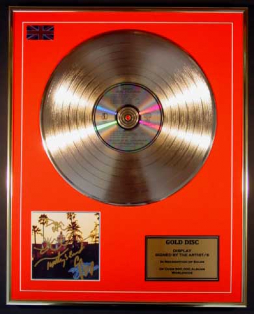 EAGLES/CD GOLD DISC/RECORD/SIGNED/"HOTEL CALIFORNIA"