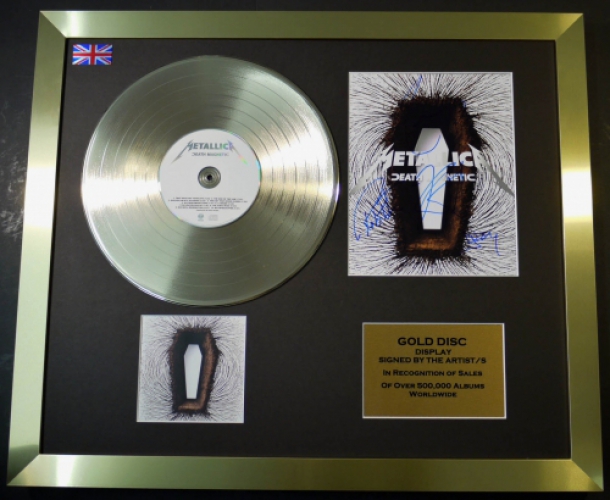METALLICA/CD GOLD DISC/RECORD/SIGNED PHOTO/COA