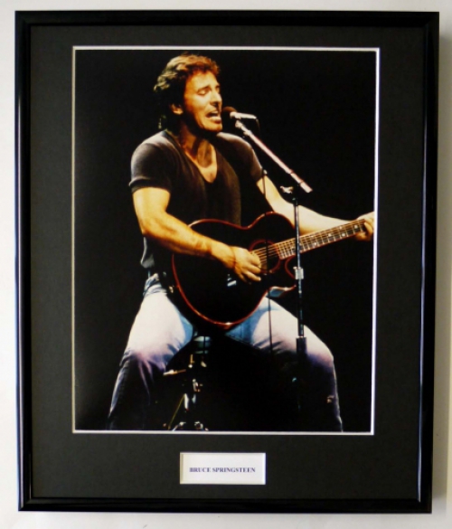 BRUCE SPRINGSTEEN/FRAMED PHOTO (2)