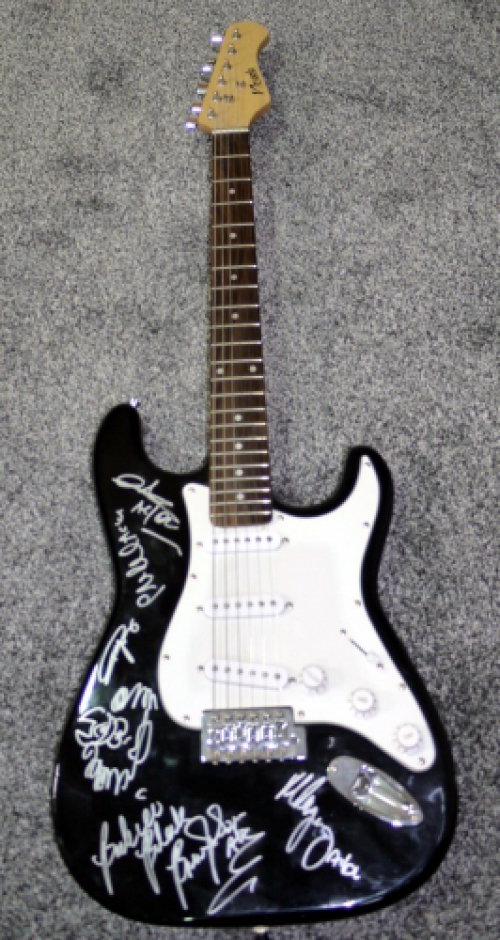 AC/DC/SIGNED ELECTRIC GUITAR/COA