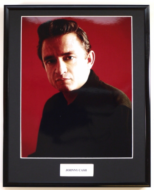 JOHNNY CASH/FRAMED PHOTO